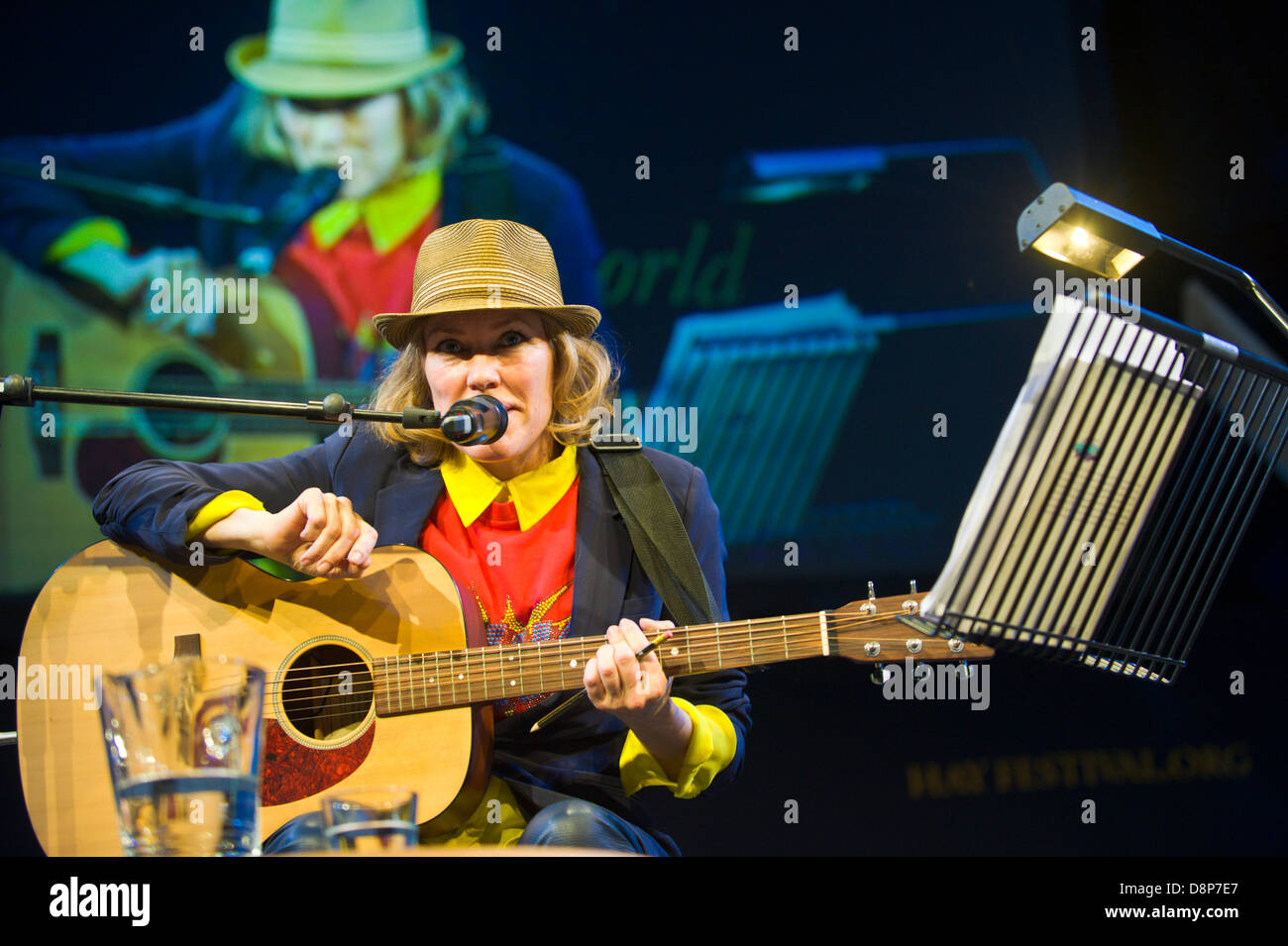 Female Welsh Singer High Resolution Stock Photography and Images - Alamy