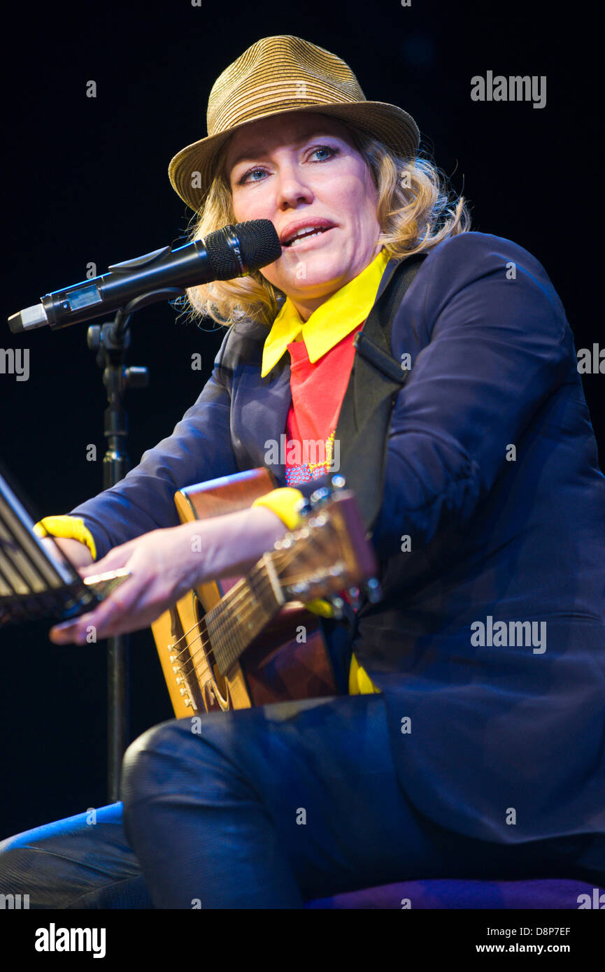 Cerys matthews welsh singer hi-res stock photography and images - Alamy