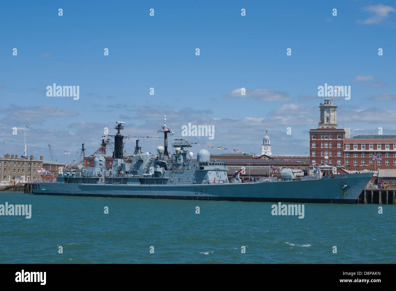 Hms edinburgh hi-res stock photography and images - Alamy