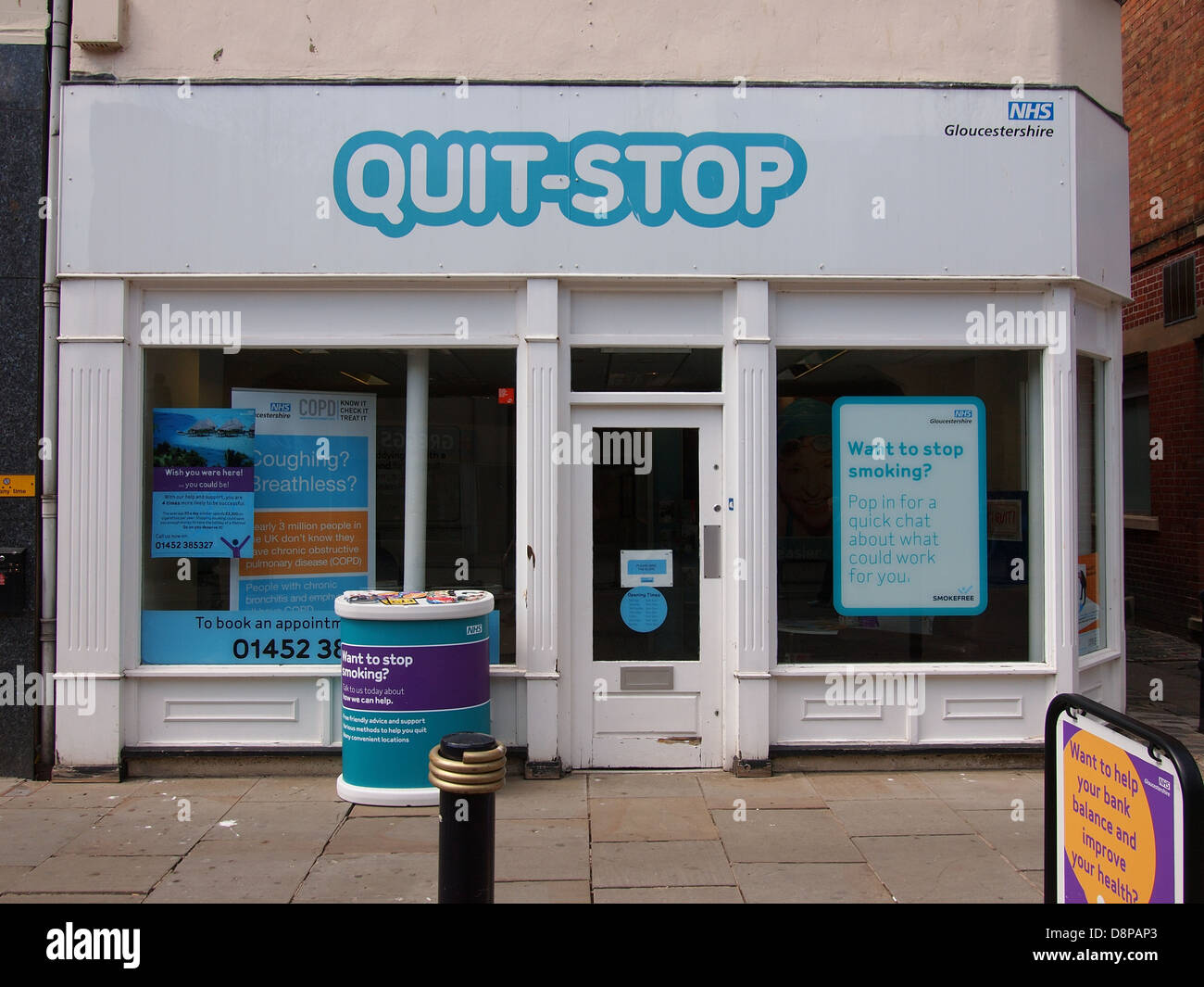 Quit-Stop Advice Centre, Gloucester Stock Photo - Alamy
