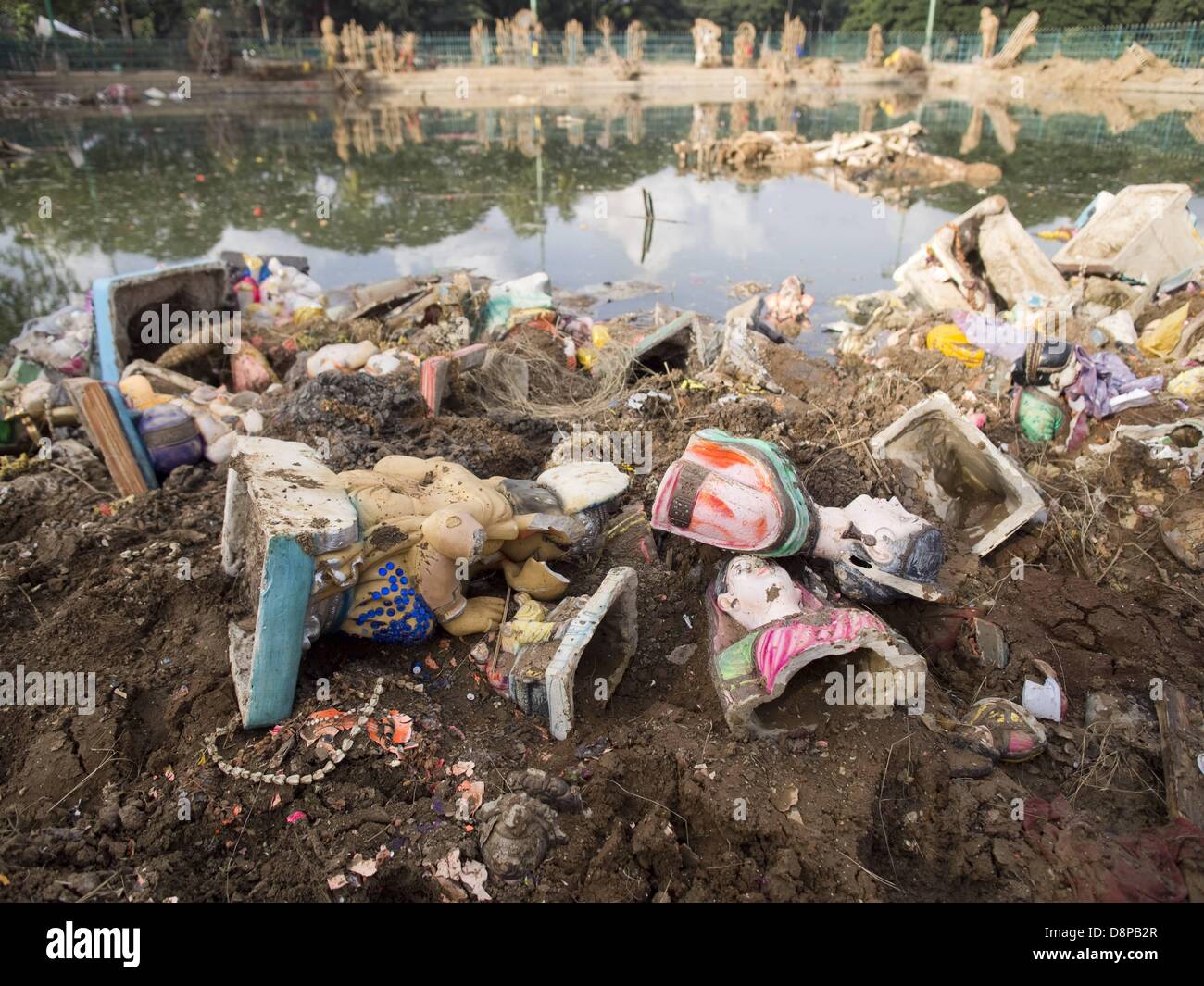 Bangalore garbage garbage hi-res stock photography and images - Alamy