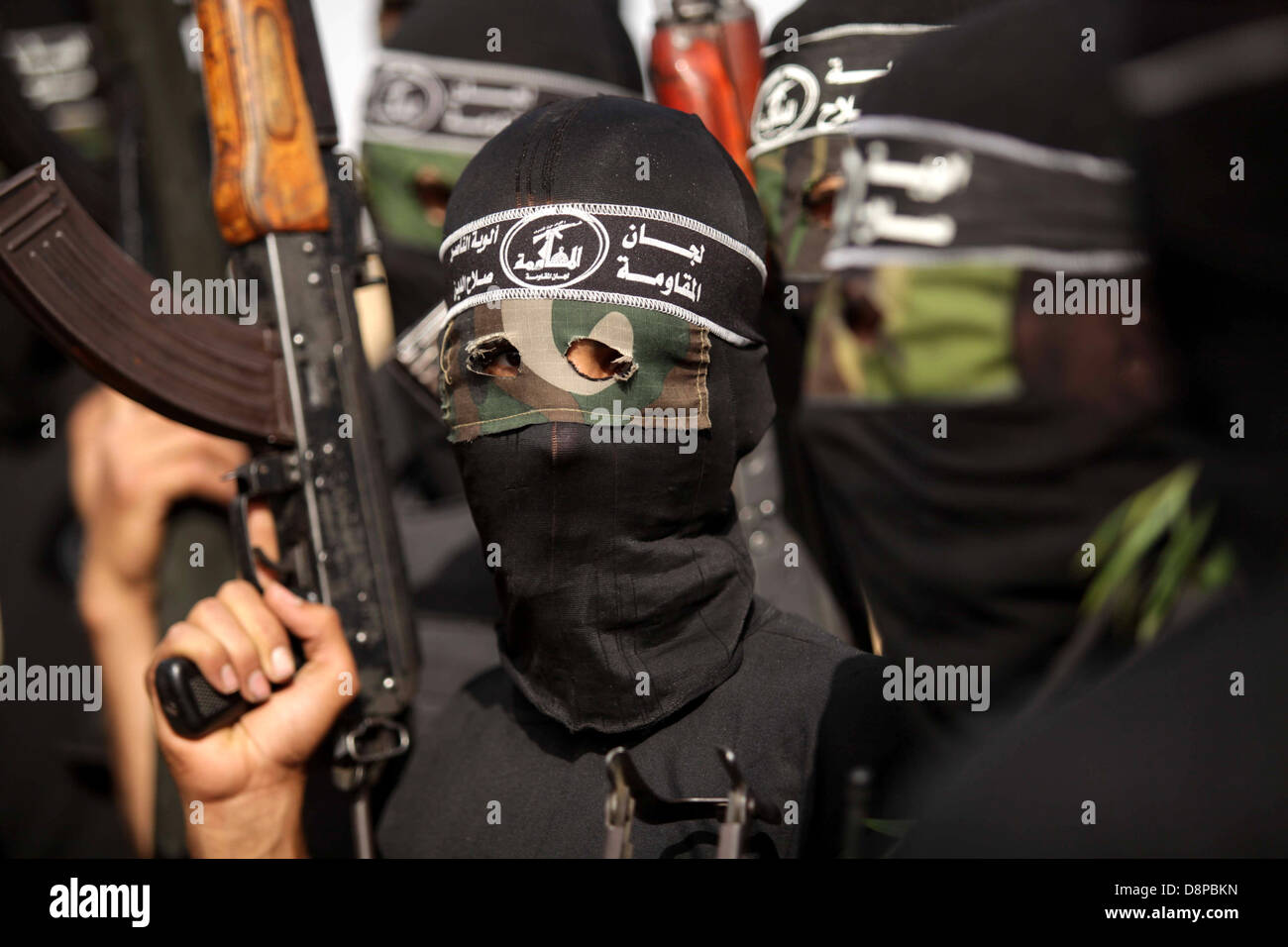 Khan Younis, Gaza Strip, Palestinian Territory. 2nd June, 2013. Members ...