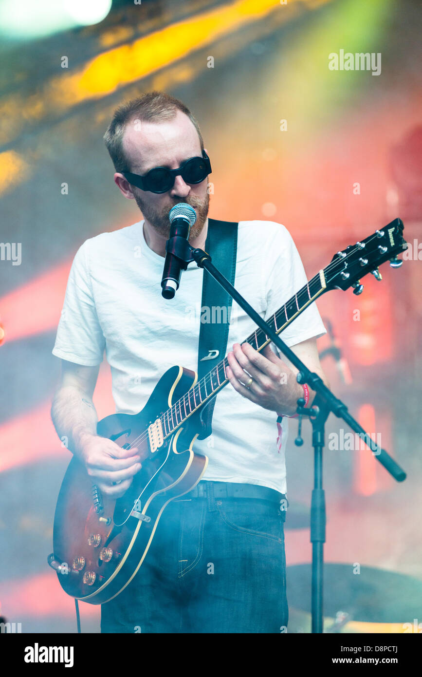 Moscow, Russia. 1st June, 2013. Al Doyle (Hot Chip) playing on Moscow ...