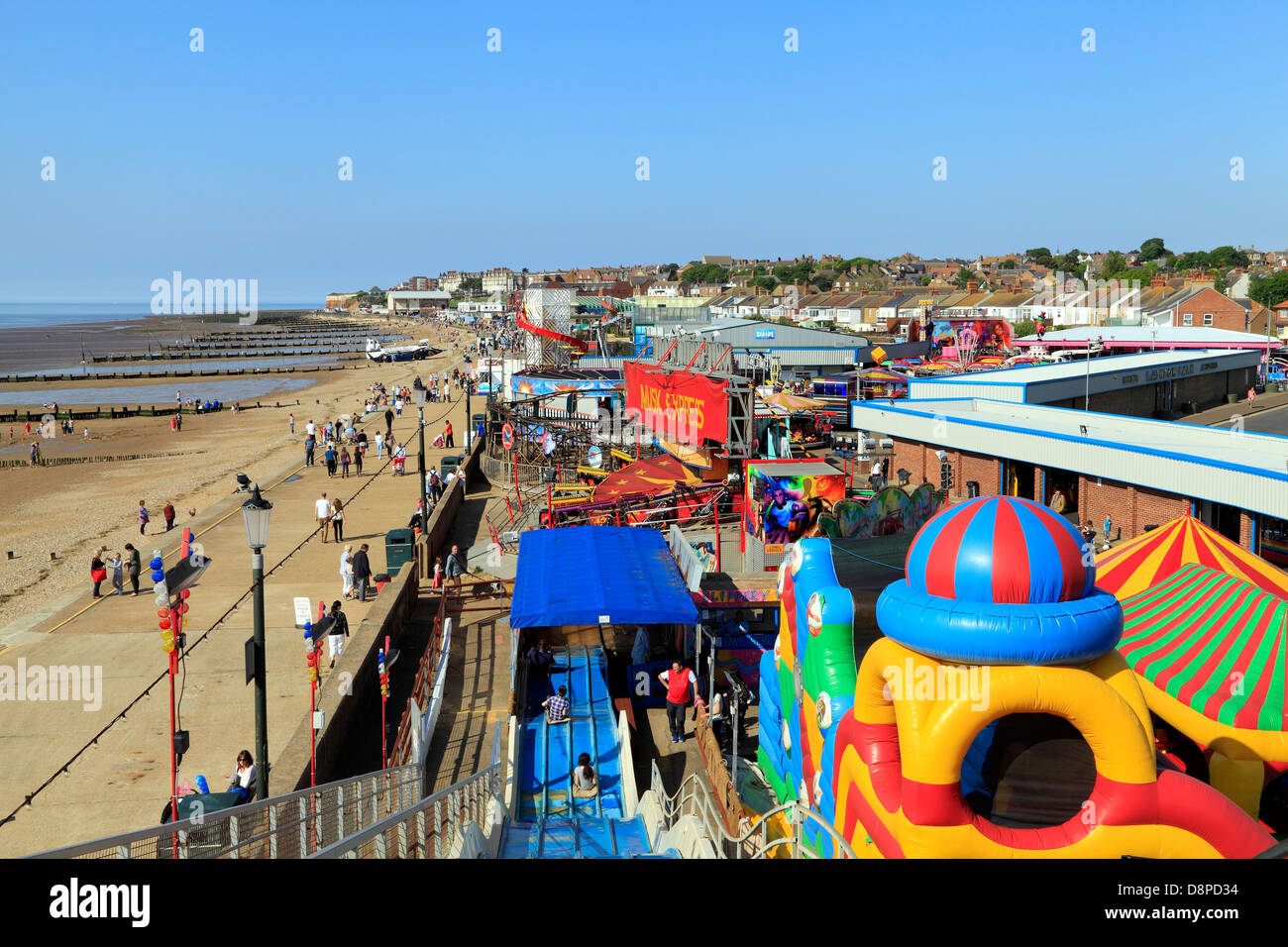 Hunstanton, Norfolk, Funfair, Beach, Town, Fairground, Seaside Stock ...