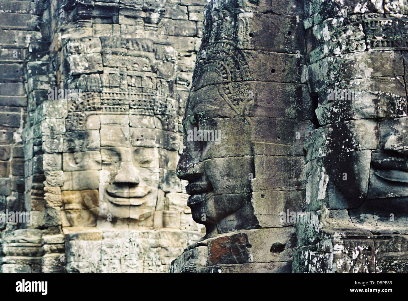 Smiles stone hi-res stock photography and images - Alamy