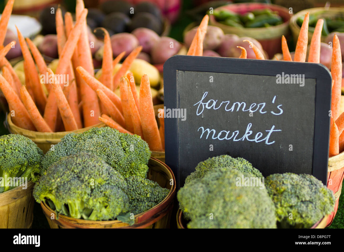 Fresh produce on sale at the local farmers market Stock Photo - Alamy