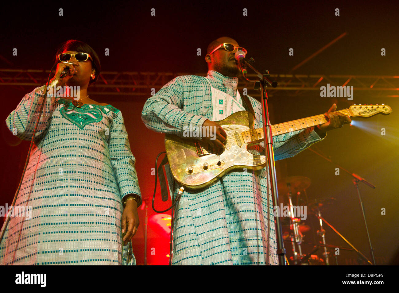 Malian musical instrument hi-res stock photography and images - Alamy