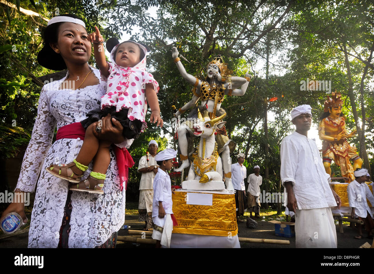 Hindu rituals on the Indonesian island of Bali Stock Photo - Alamy