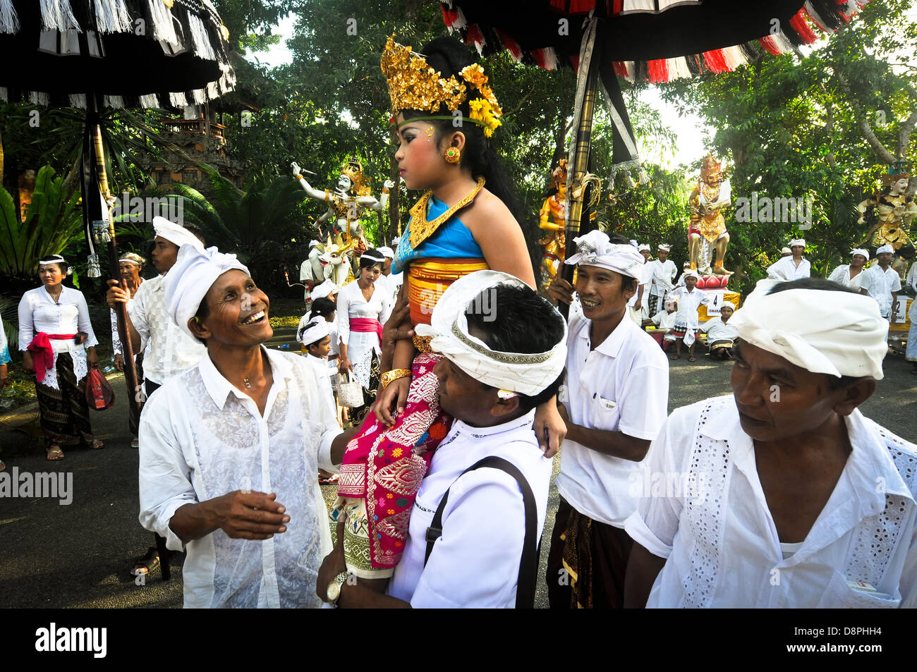 Hindu rituals on the Indonesian island of Bali Stock Photo - Alamy