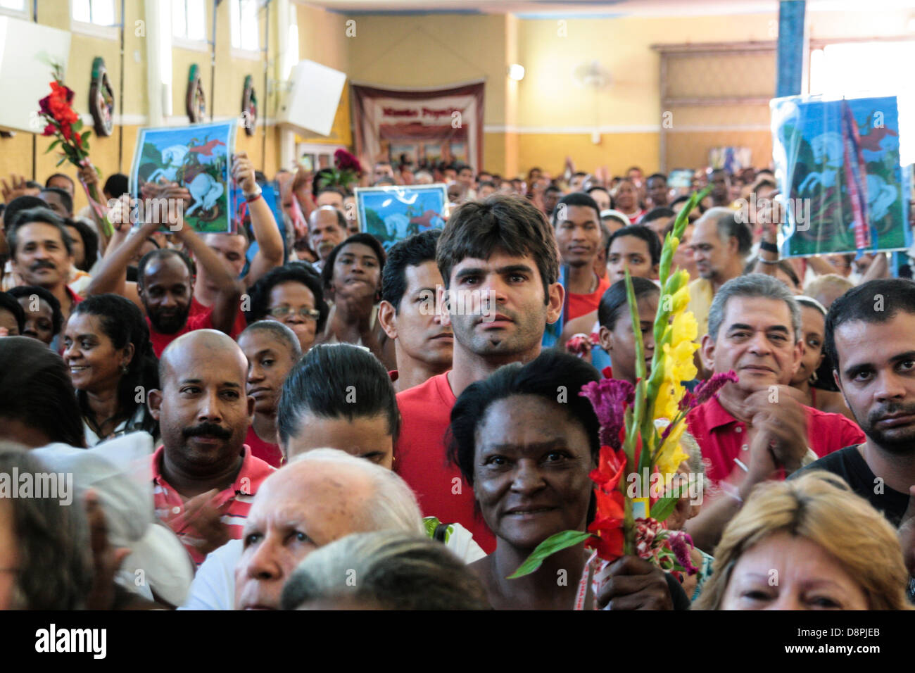 Faithful devotees hi-res stock photography and images - Alamy