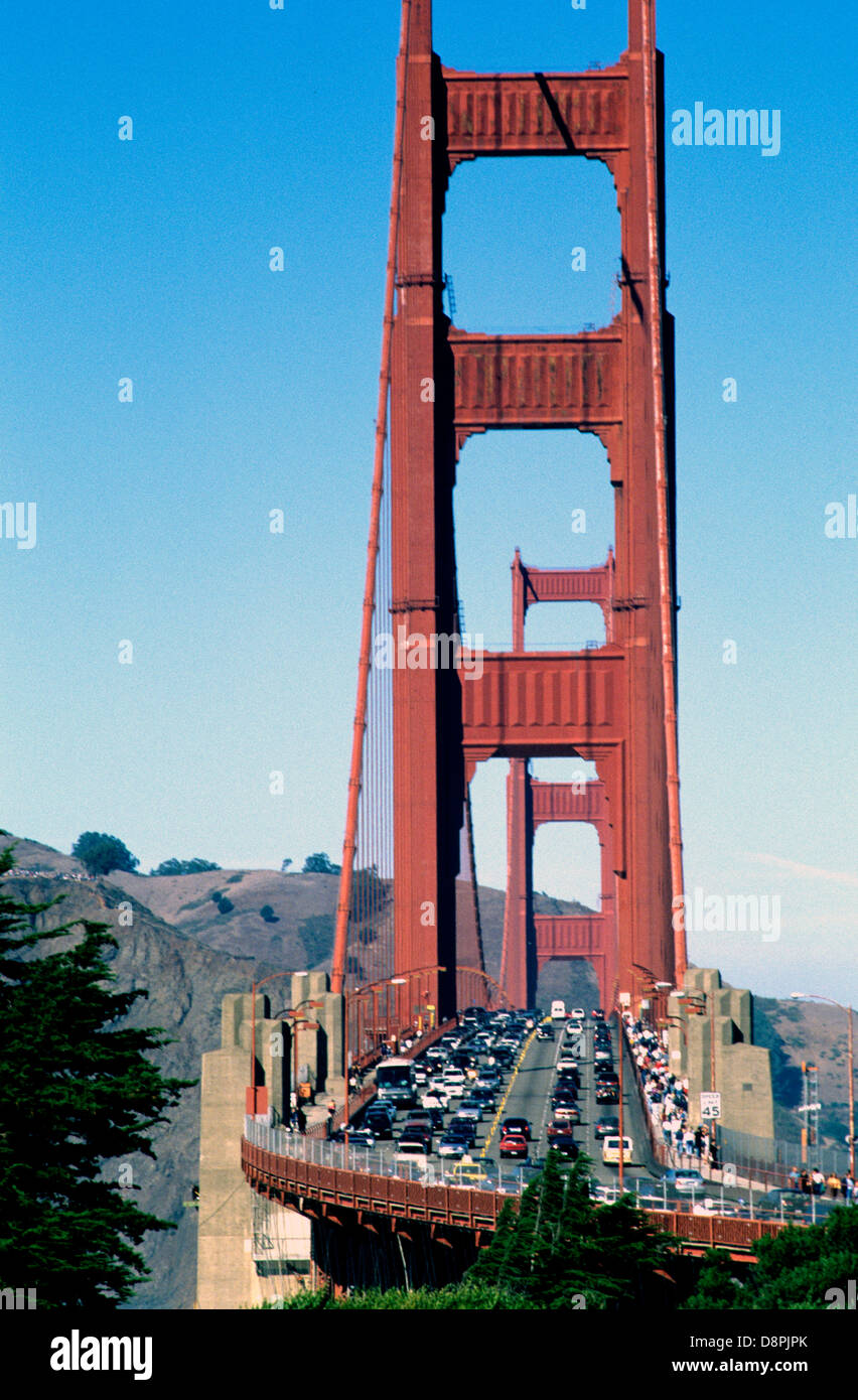 South tower golden gate bridge hi-res stock photography and images - Alamy