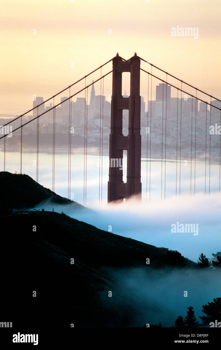 Rolling over golden gate bridge hi-res stock photography and images - Alamy