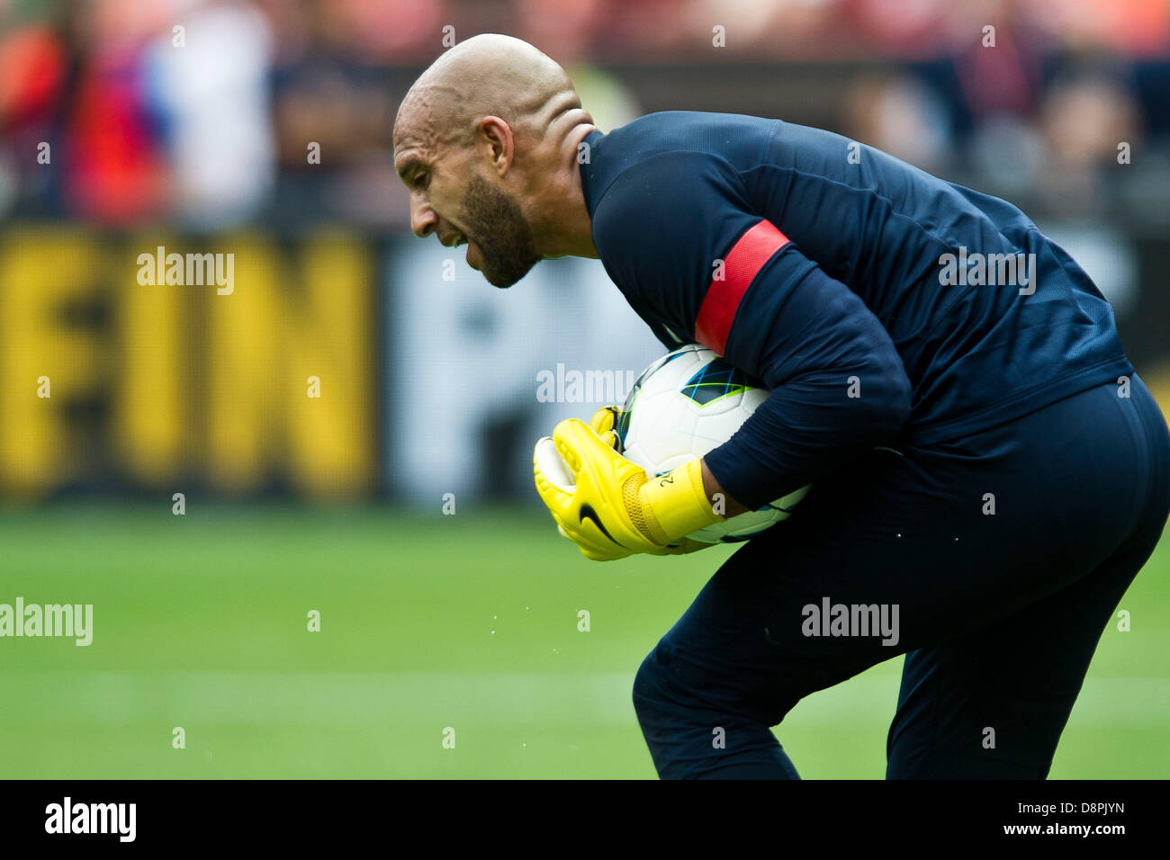 Washington DC, USA. 2nd June 2013. U.S. Men's goal keeper Tim Howard (1 ...
