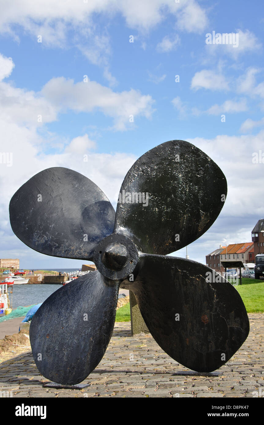 Ship propeller hi-res stock photography and images - Alamy