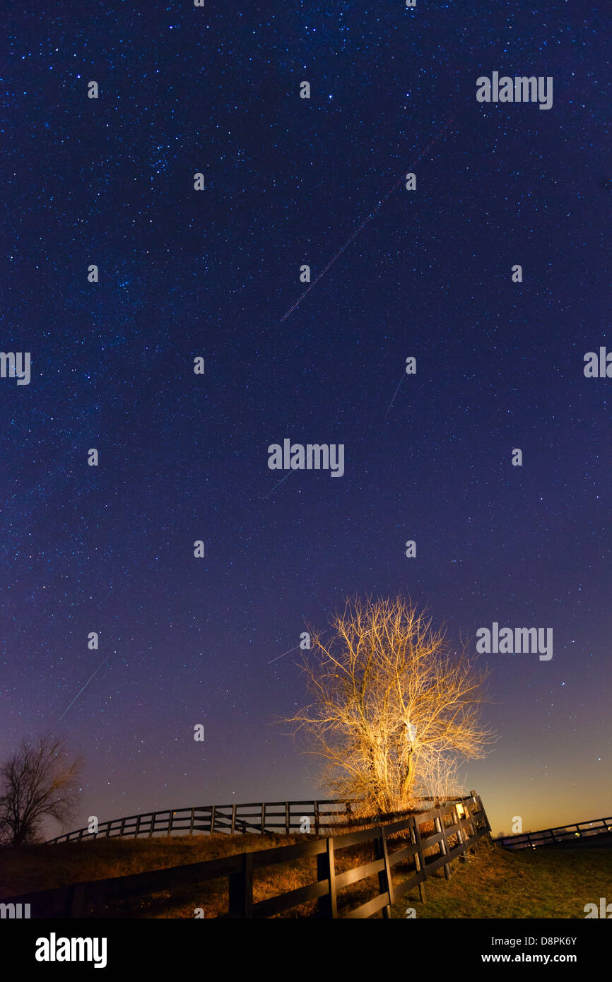 Sky shower hi-res stock photography and images - Alamy