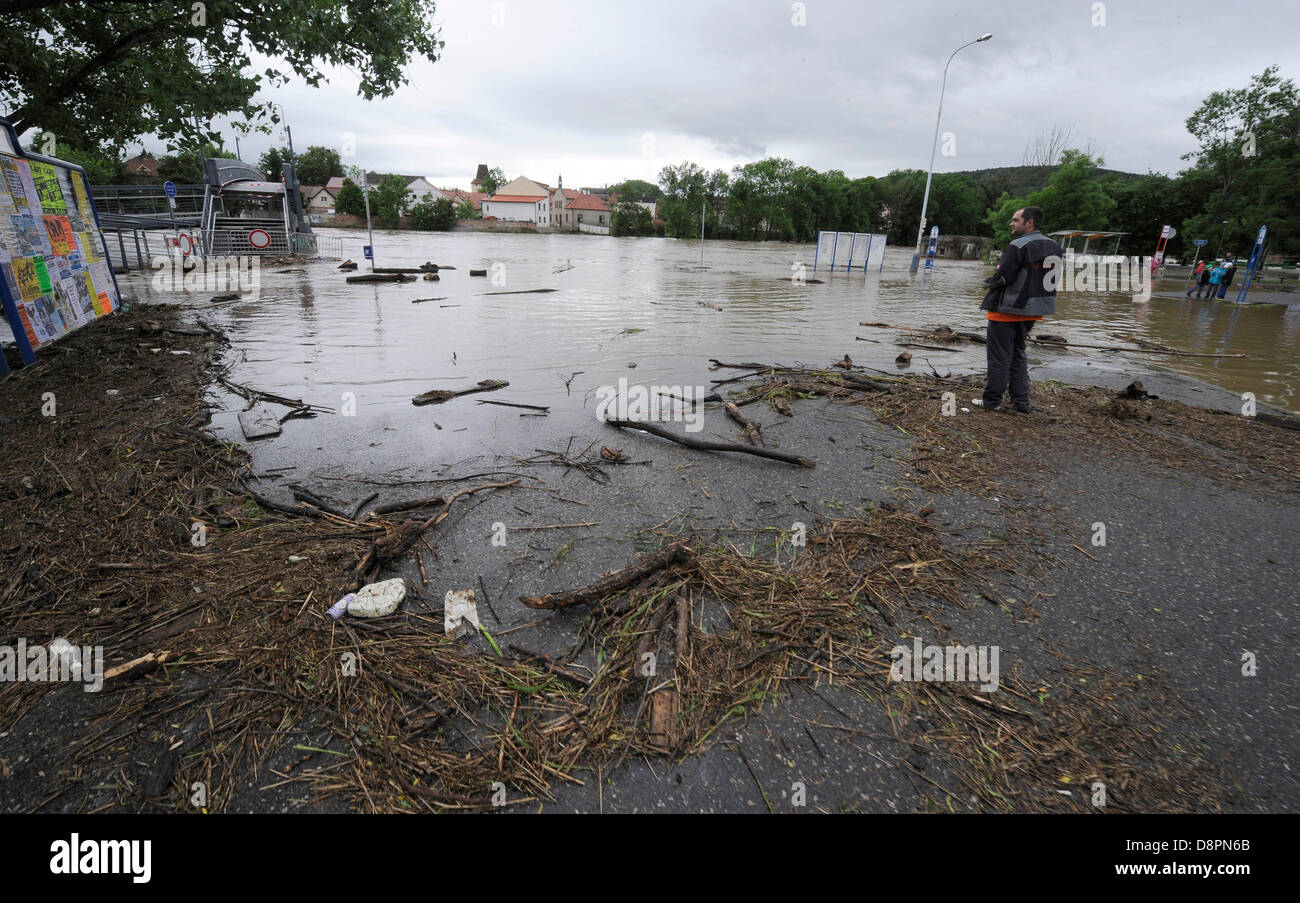 Czech floods prague 2013 hi-res stock photography and images - Alamy