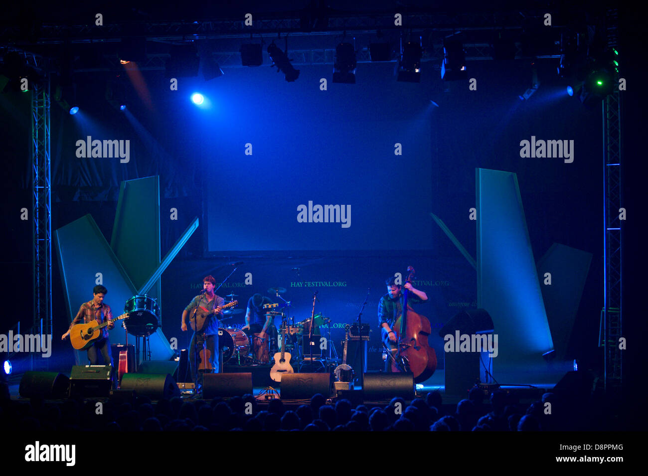 Band performance on stage hi-res stock photography and images - Alamy