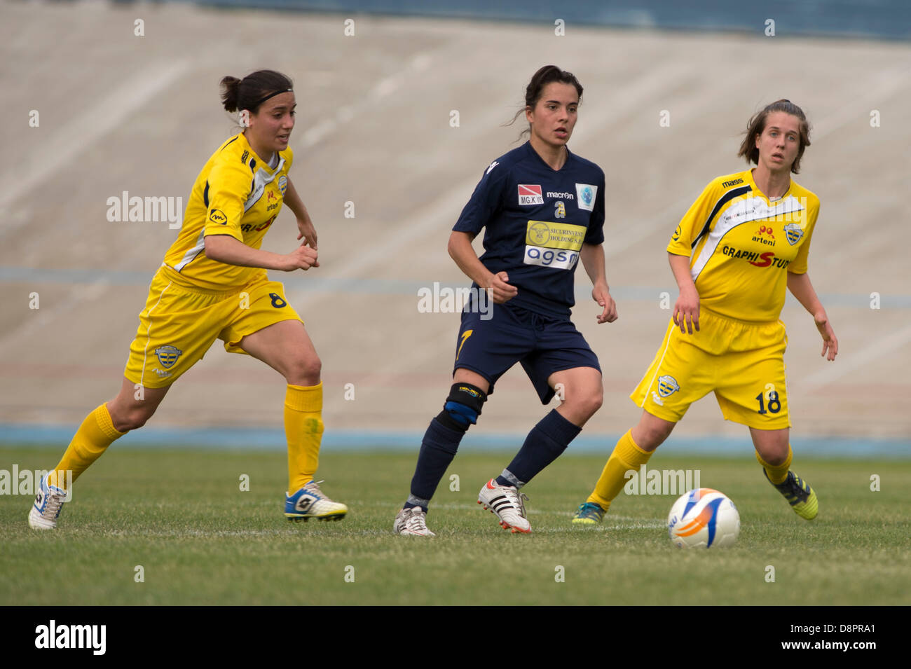 L r alice hi-res stock photography and images - Alamy