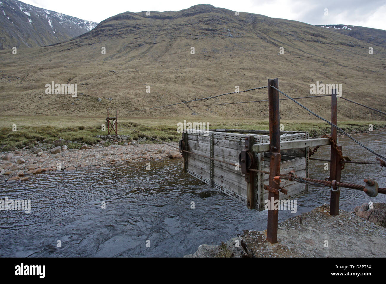 Sheep bridge hi-res stock photography and images - Alamy