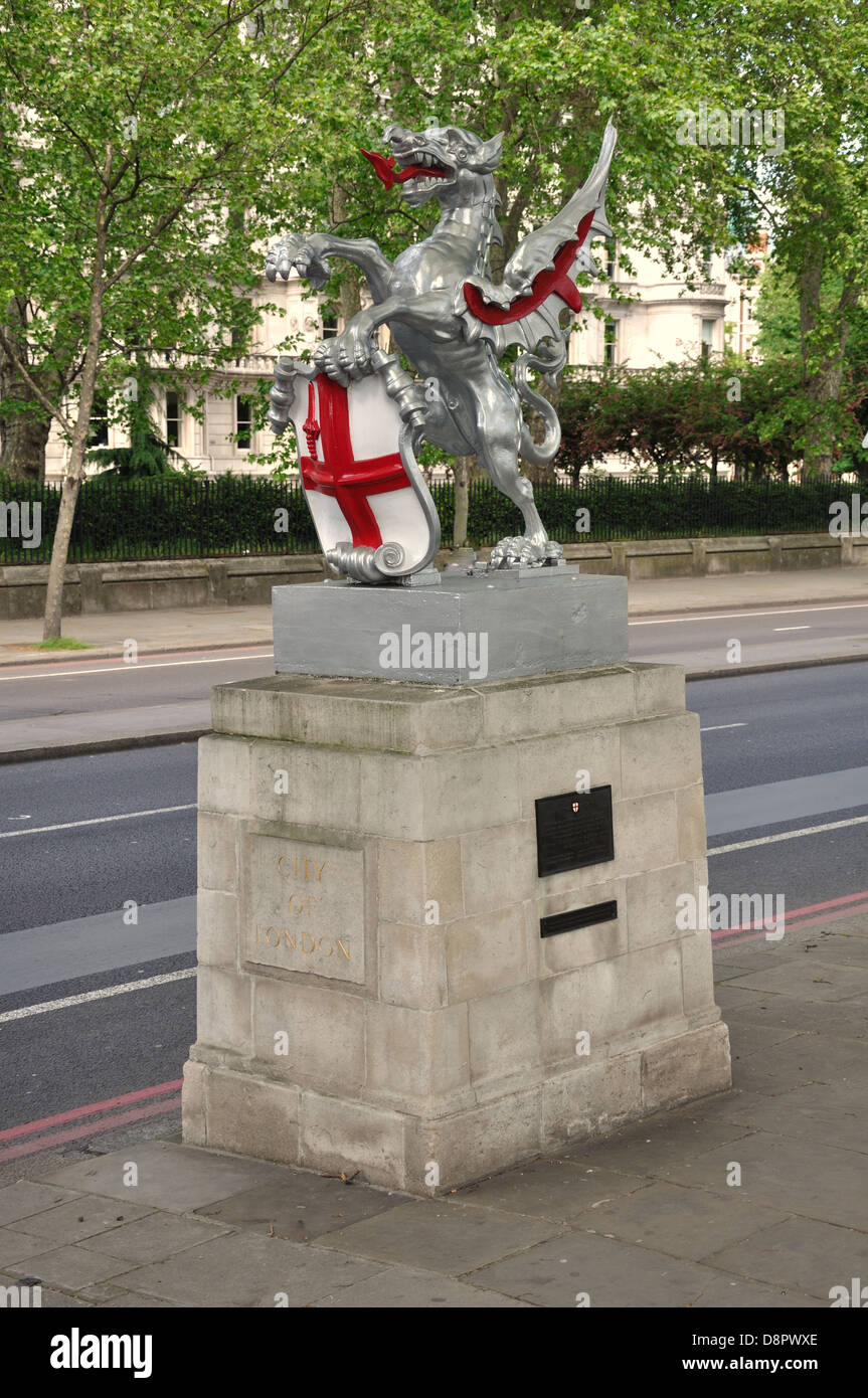 Dragon statues in the City of London Stock Photo - Alamy
