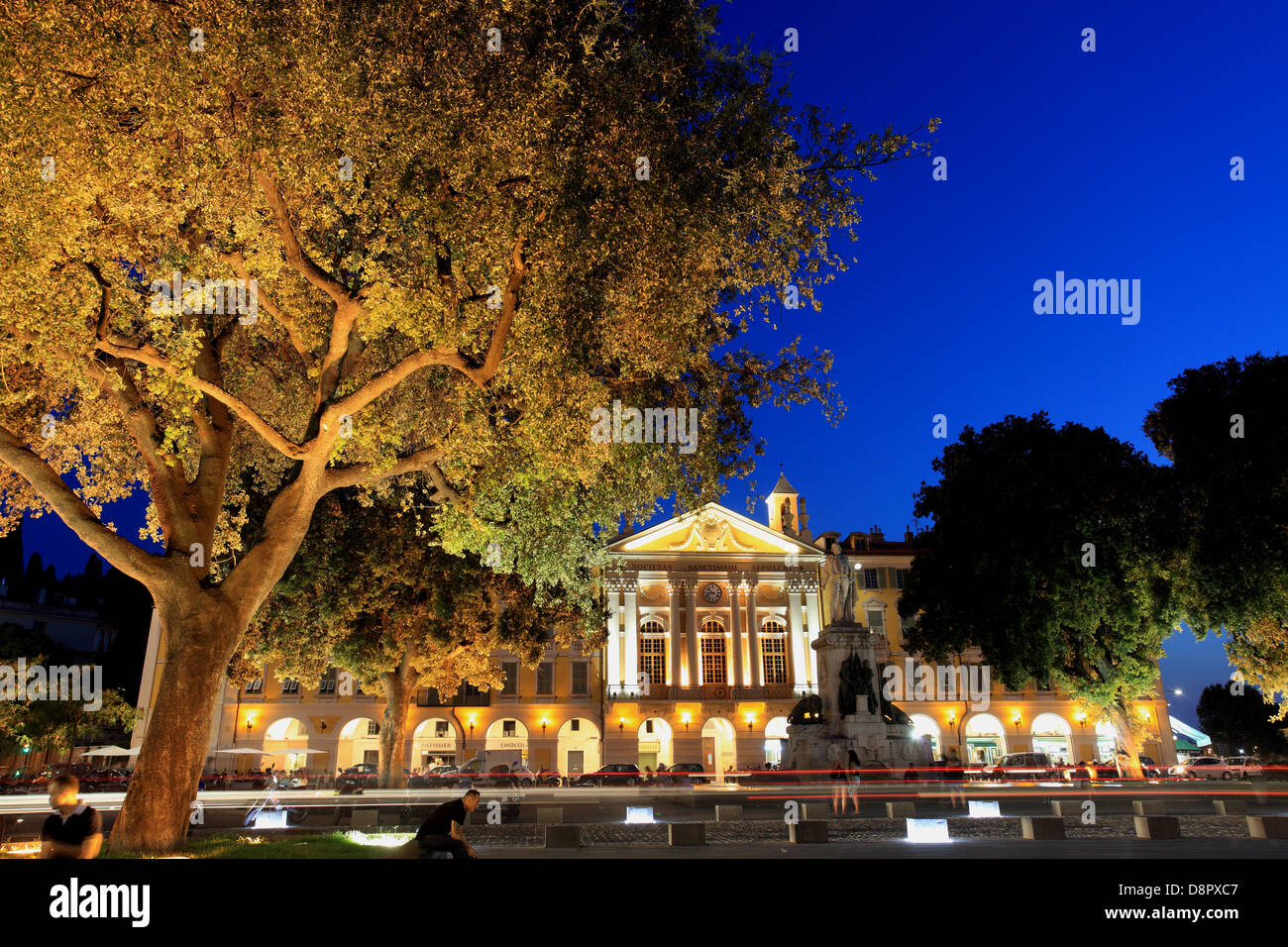 Nice place garibaldi hi-res stock photography and images - Alamy