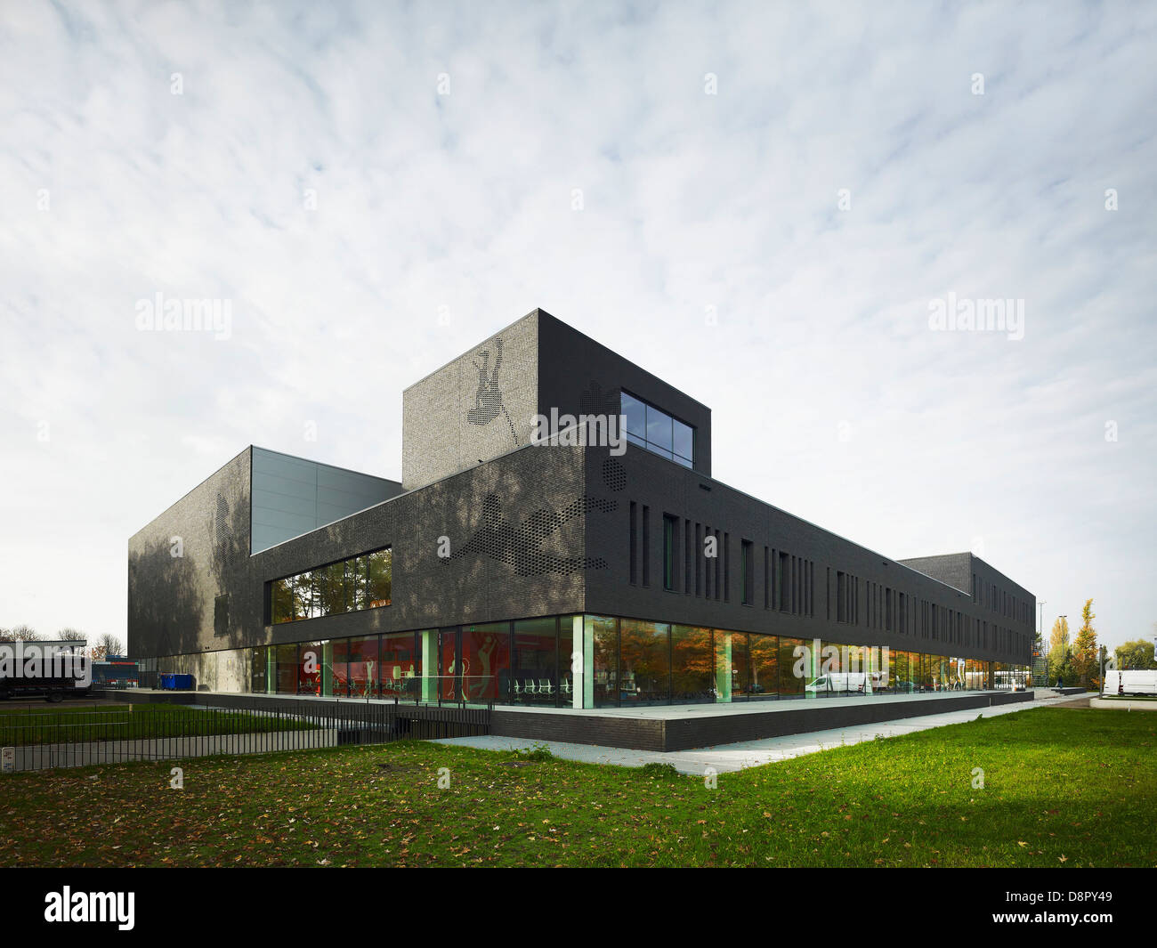 Fontys Sports College, Eindhoven, Netherlands. Architect: mecanoo ...