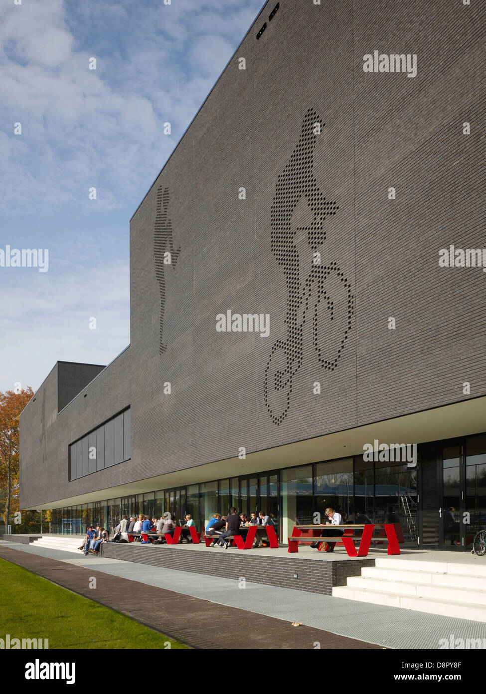 Fontys Sports College, Eindhoven, Netherlands. Architect: mecanoo ...