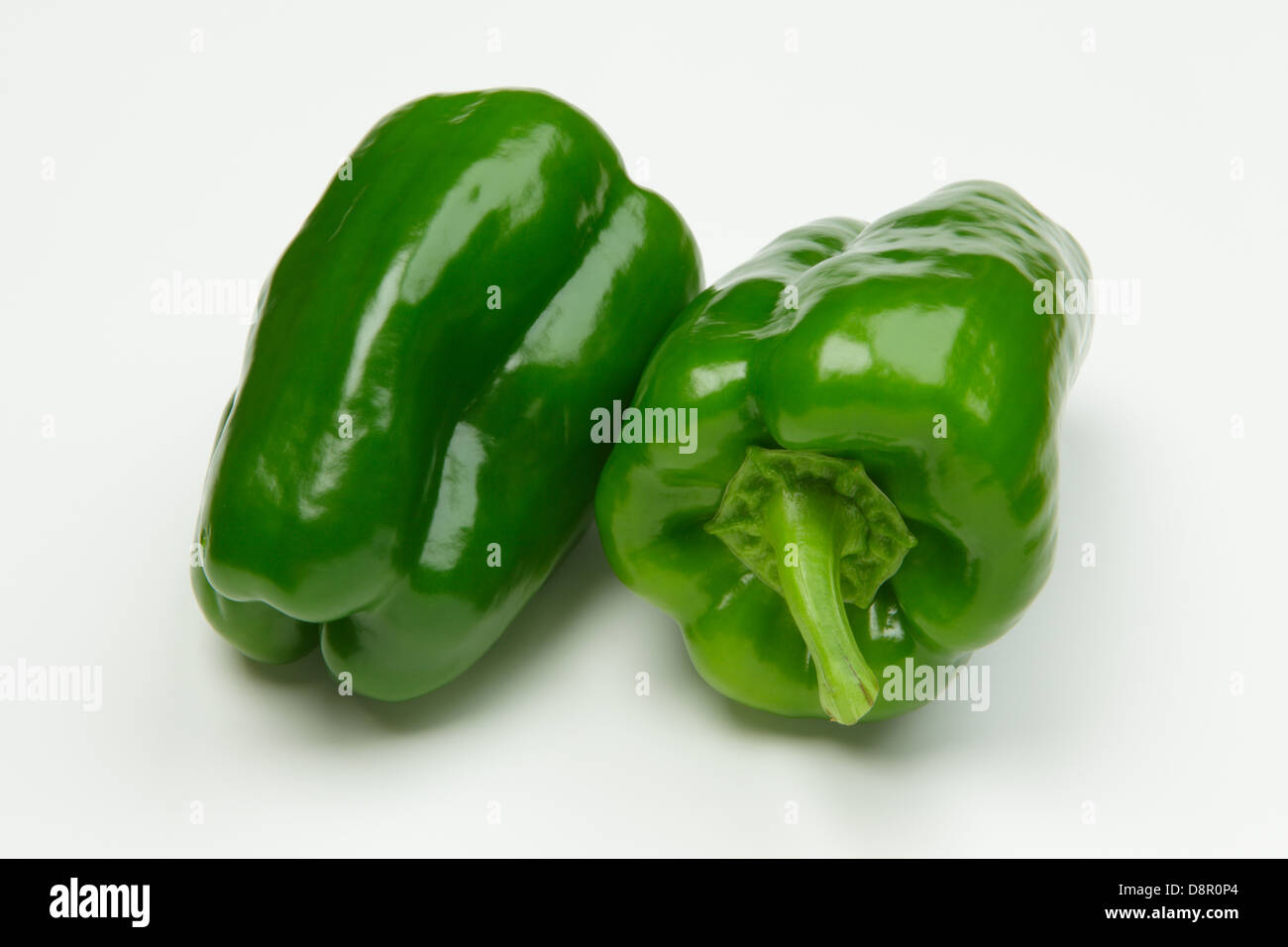 Multiple green peppers hi-res stock photography and images - Alamy