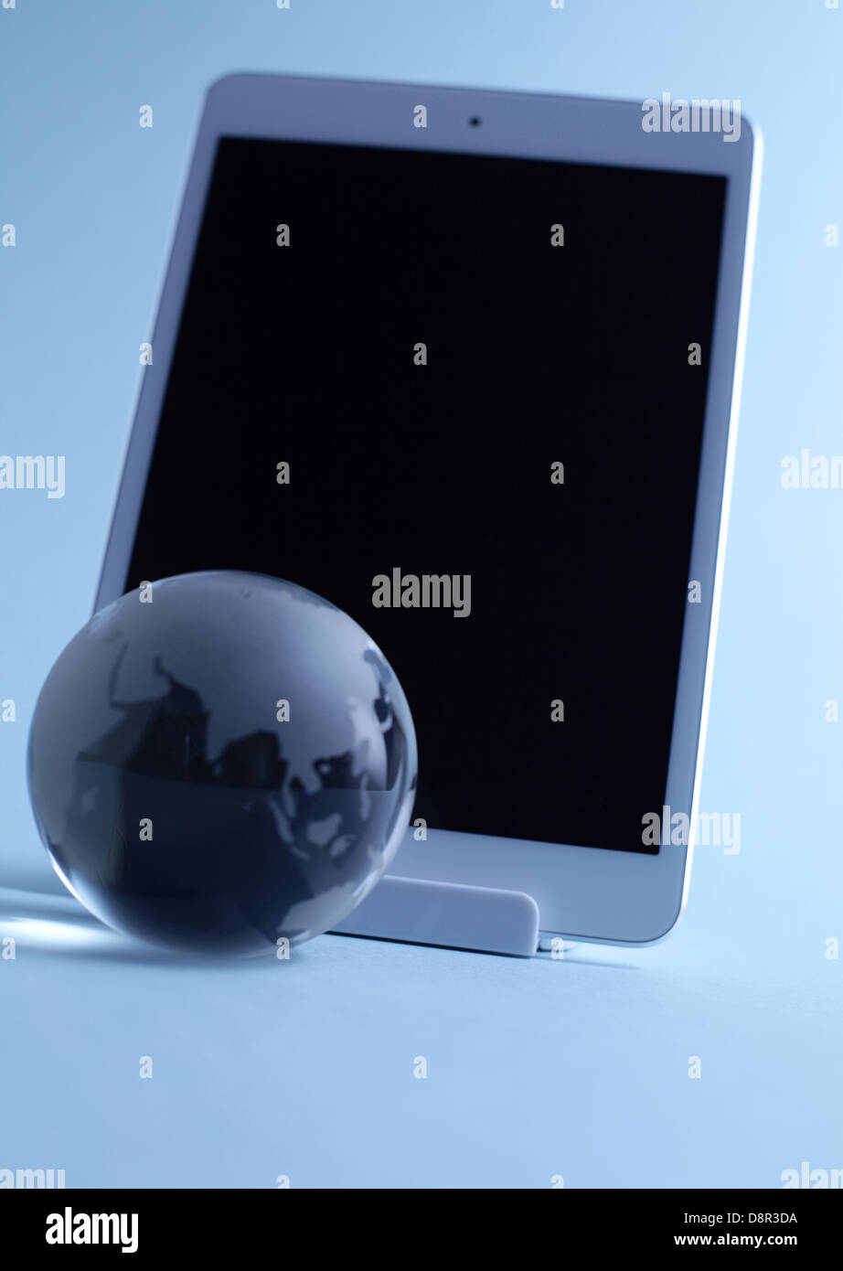 Pc globe hi-res stock photography and images - Alamy