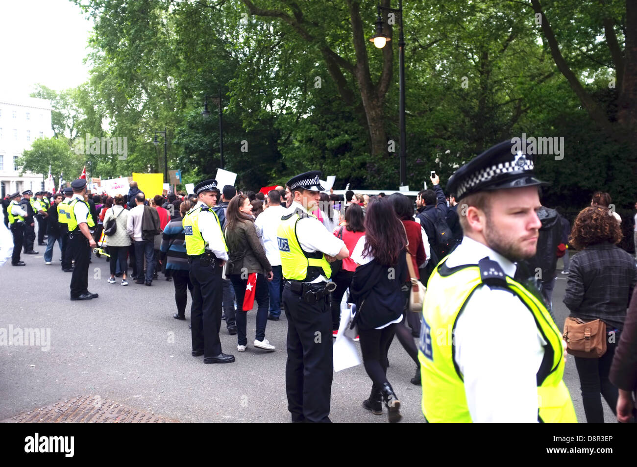 UK police cordon Stock Photo - Alamy