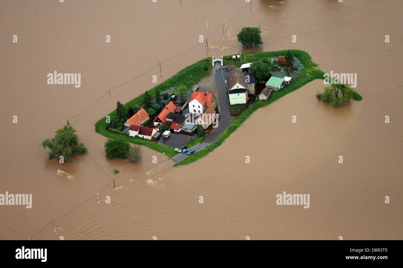 Eilenburg, Germany. 3rd June 2013. The floods of the river Mulde have ...