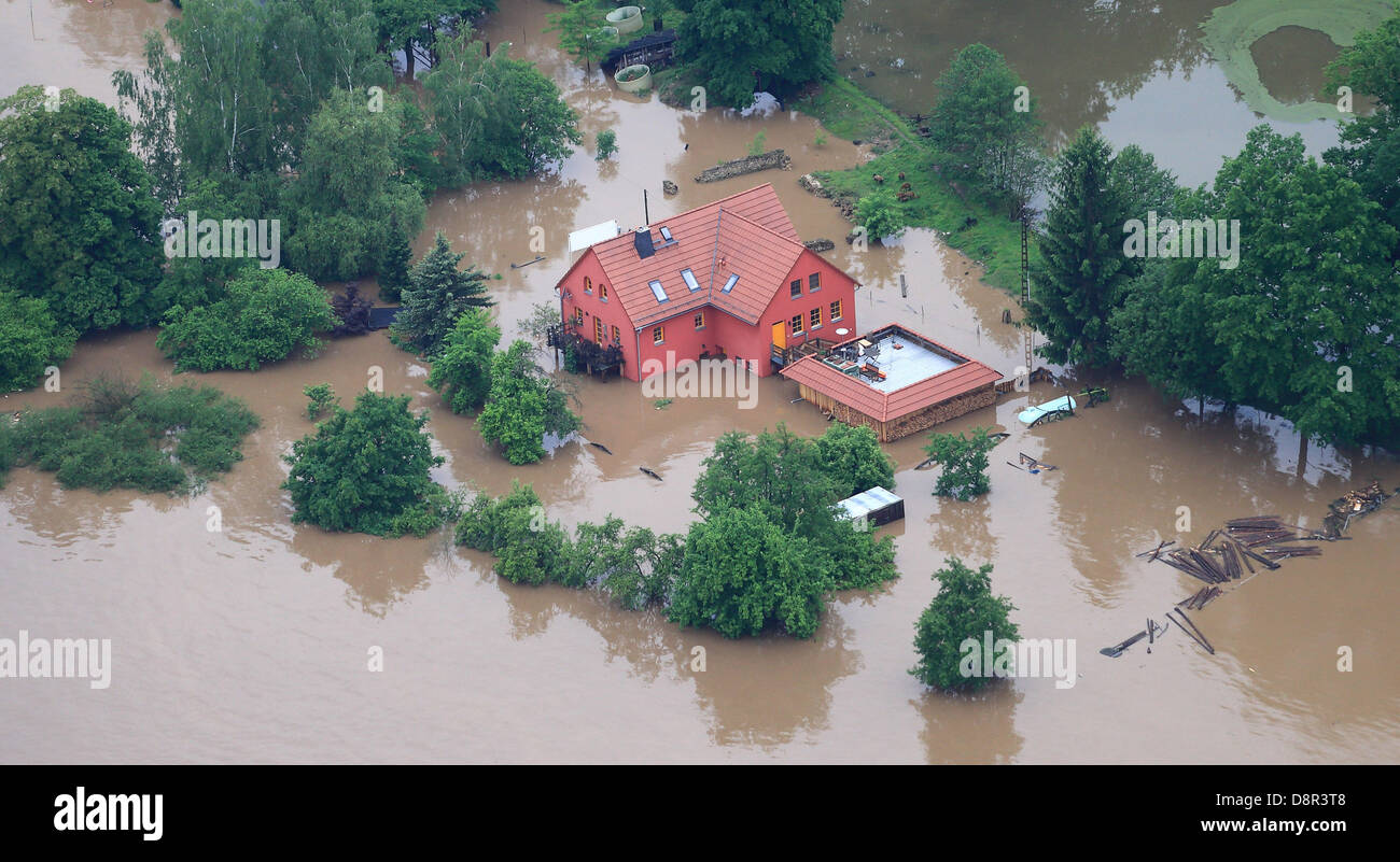 Eilenburg, Germany. 3rd June 2013. The floods of the river Mulde have ...