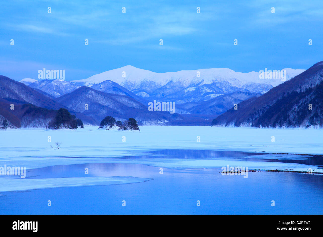 Lake Akimoto, Fukushima Prefecture Stock Photo - Alamy