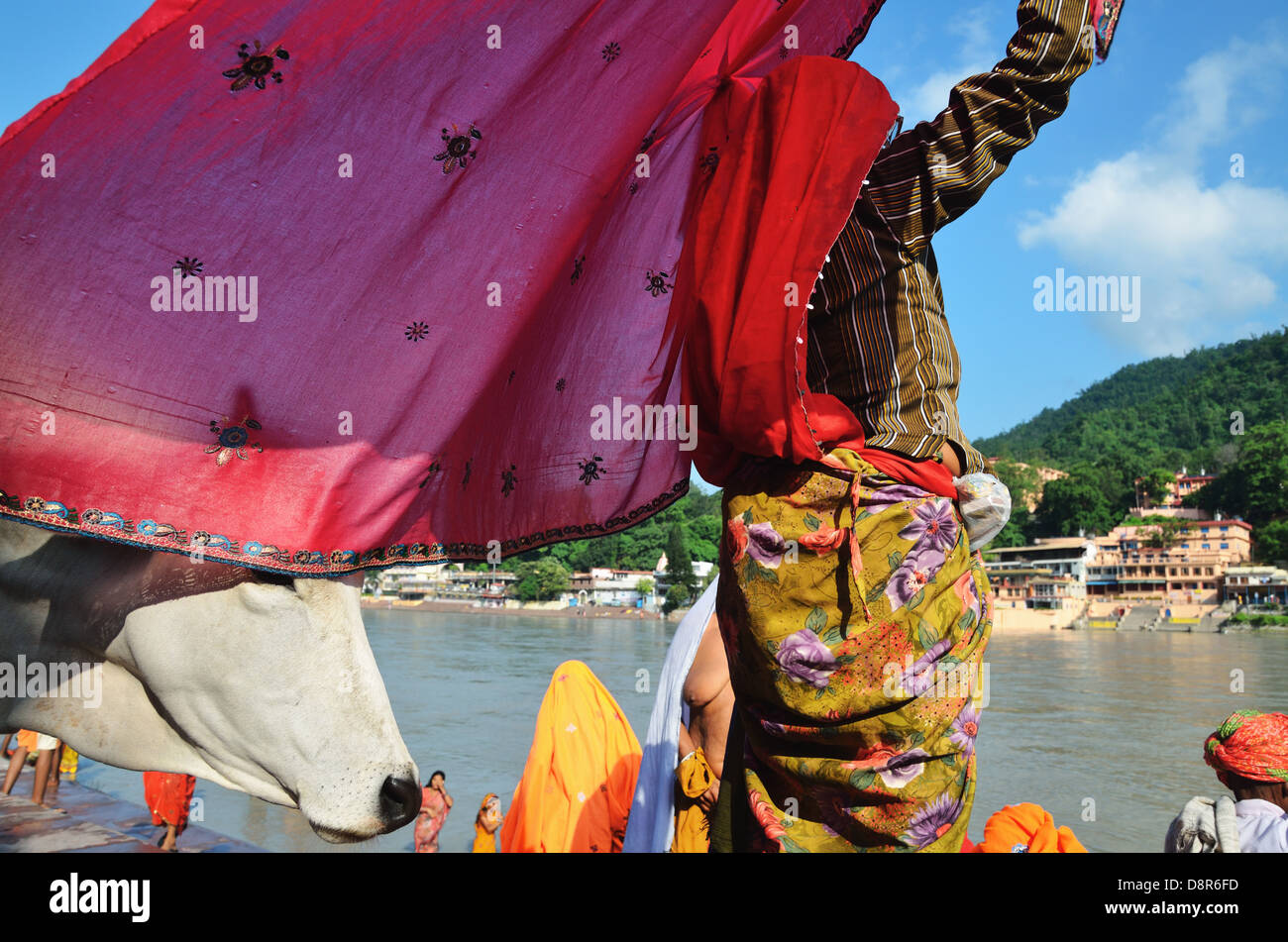 Indian woman taking bath india hi-res stock photography and images - Alamy