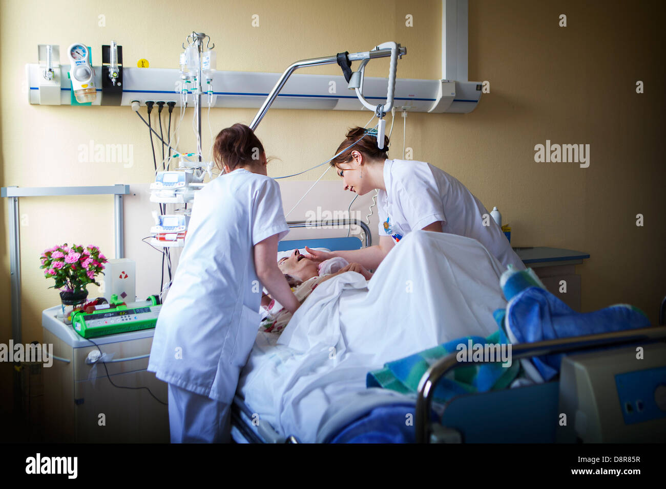 Palliative care nursing hi-res stock photography and images - Alamy