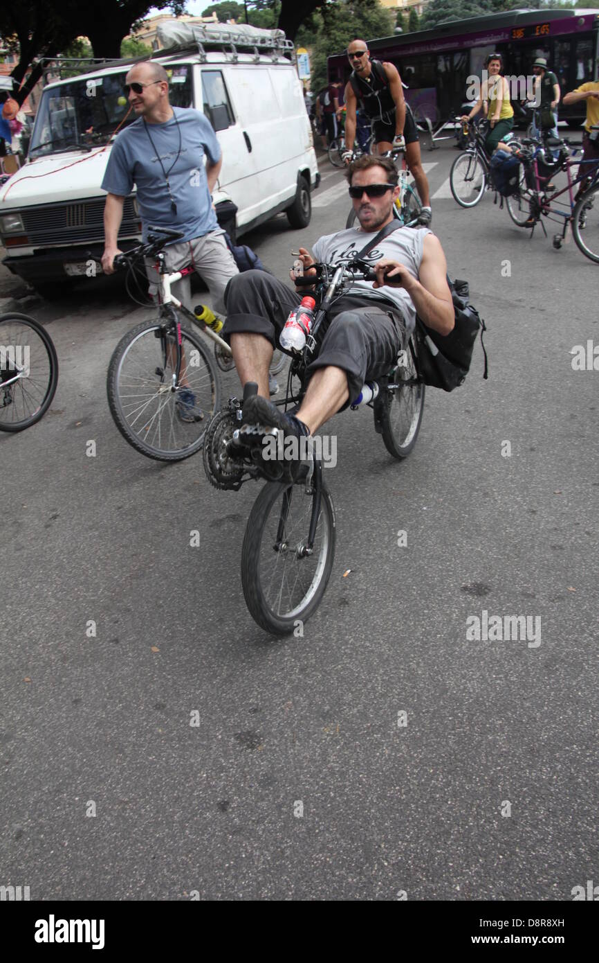 Recumbent low rider hi-res stock photography and images - Alamy