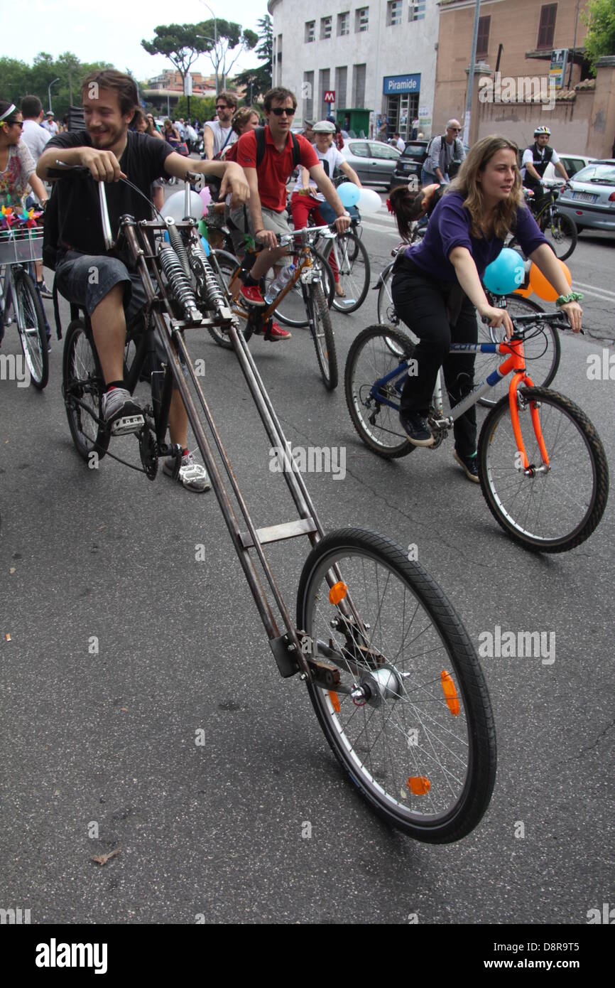 Piramide 2 hi-res stock photography and images - Alamy