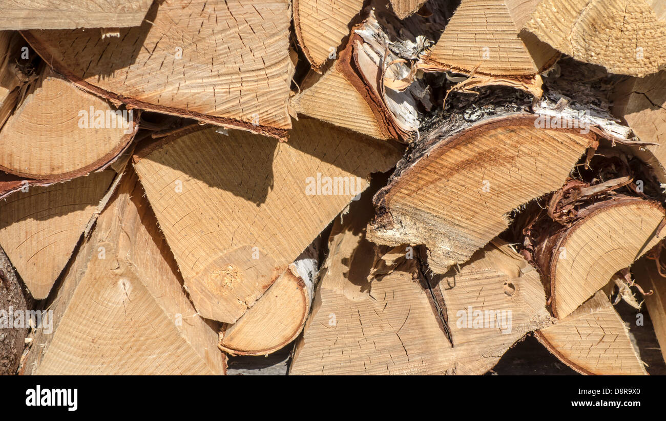 Background of chopped fire wood Stock Photo - Alamy