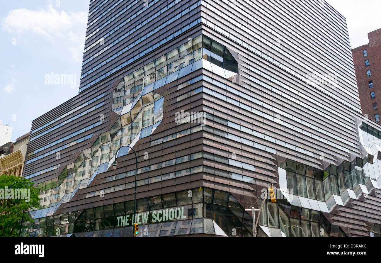 New school building hi-res stock photography and images - Alamy