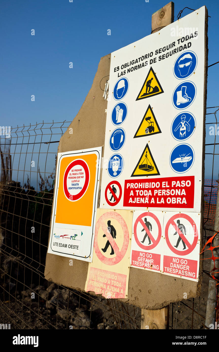 Safety signs languages hi-res stock photography and images - Alamy