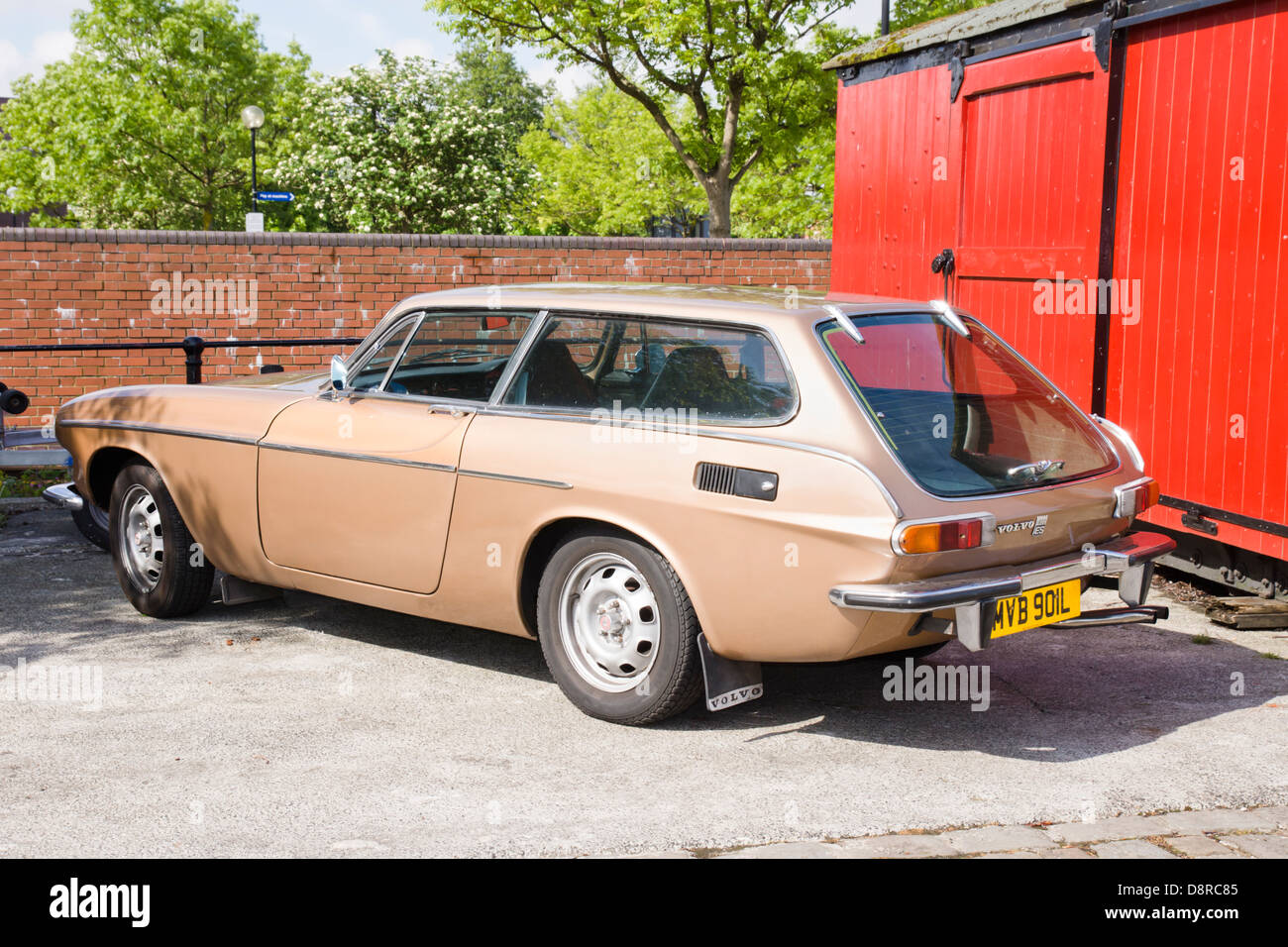 Volvo station wagon hi-res stock photography and images - Alamy