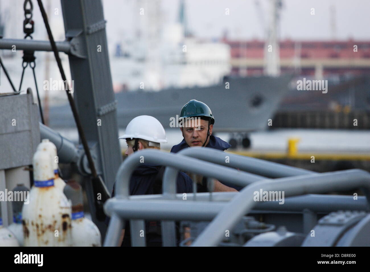 Navy ship naval soldierssailor naval soldiers hi-res stock photography ...