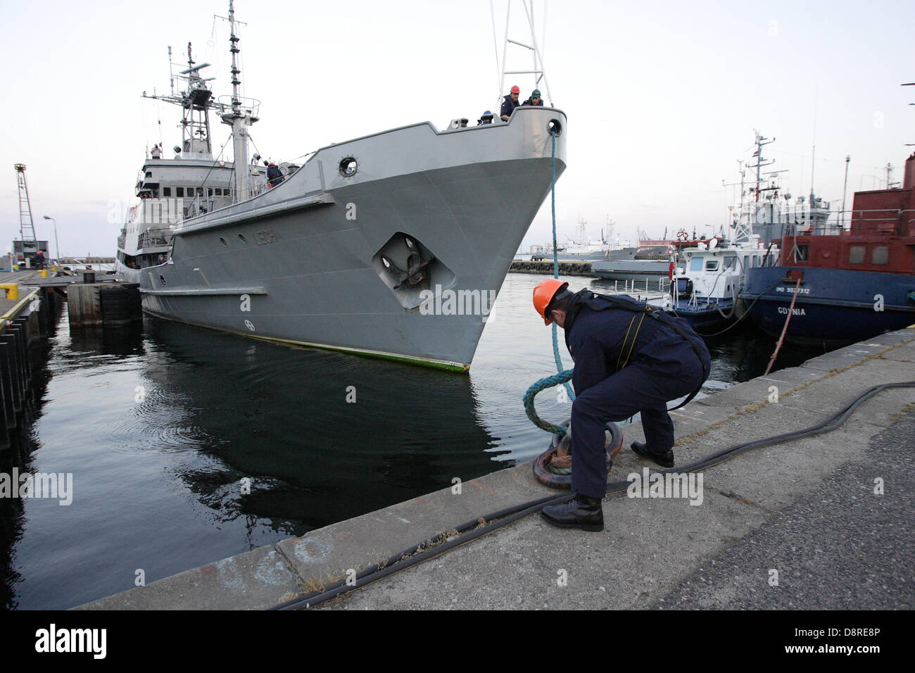 Navy ship naval soldierssailor naval soldiers hi-res stock photography ...