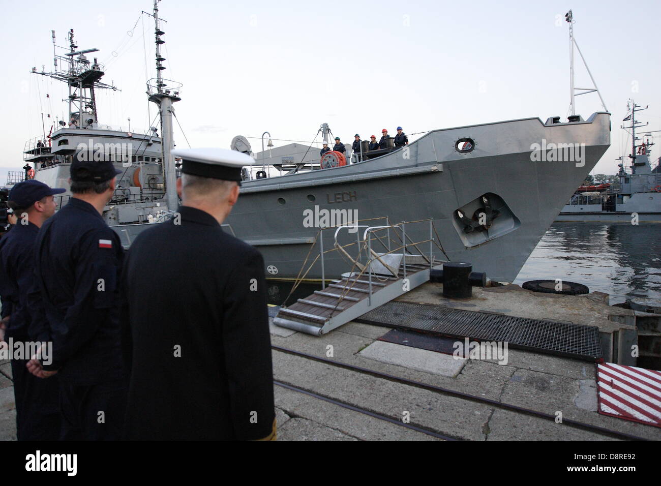 Navy ship naval soldierssailor naval soldiers hi-res stock photography ...