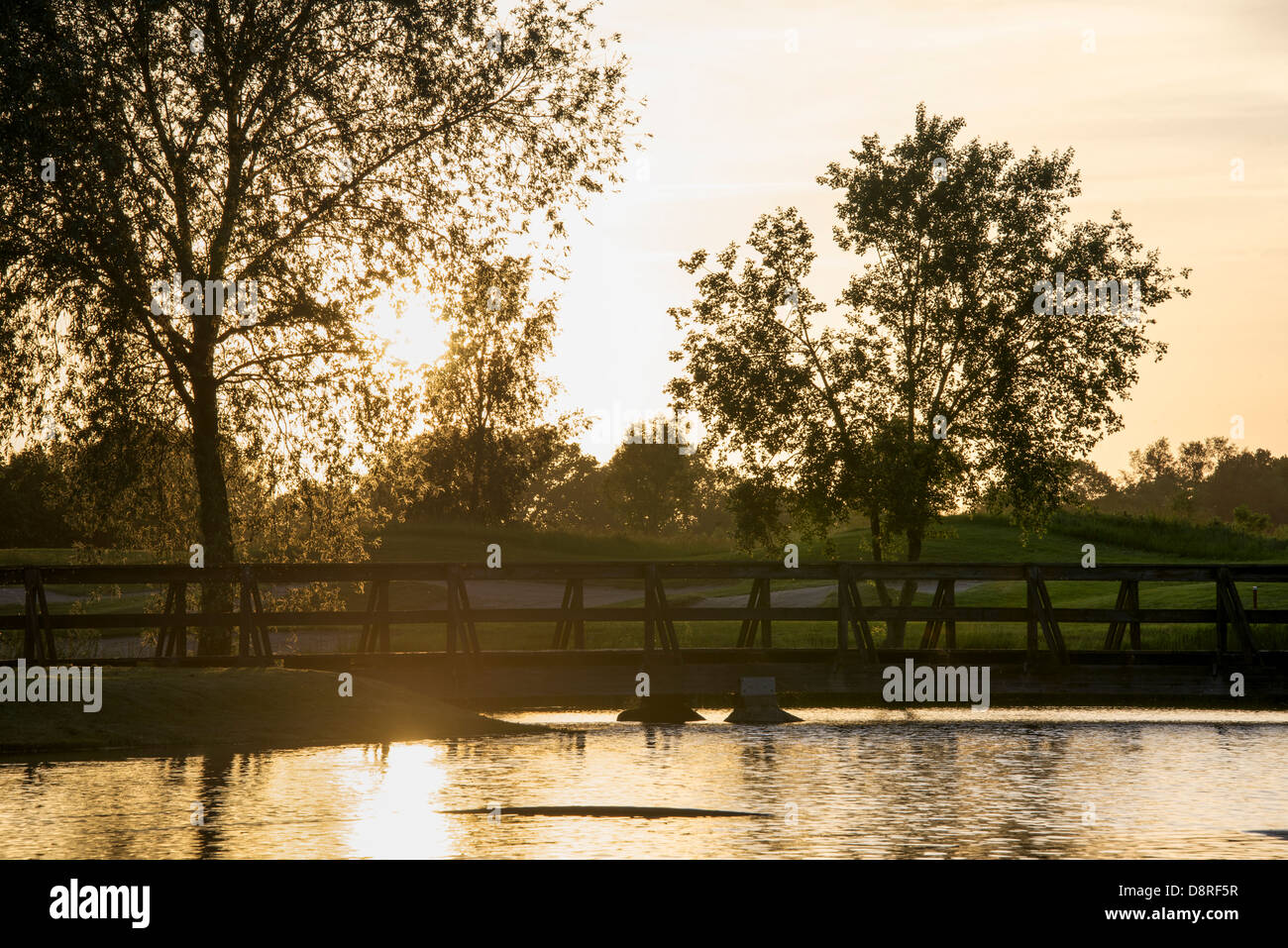 Bridge over lake hi-res stock photography and images - Alamy