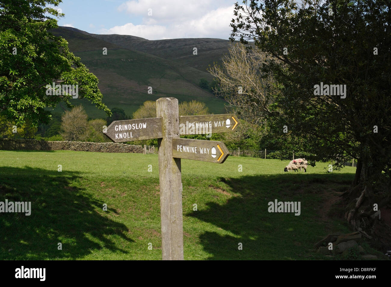 Pennine way path sign hi-res stock photography and images - Alamy
