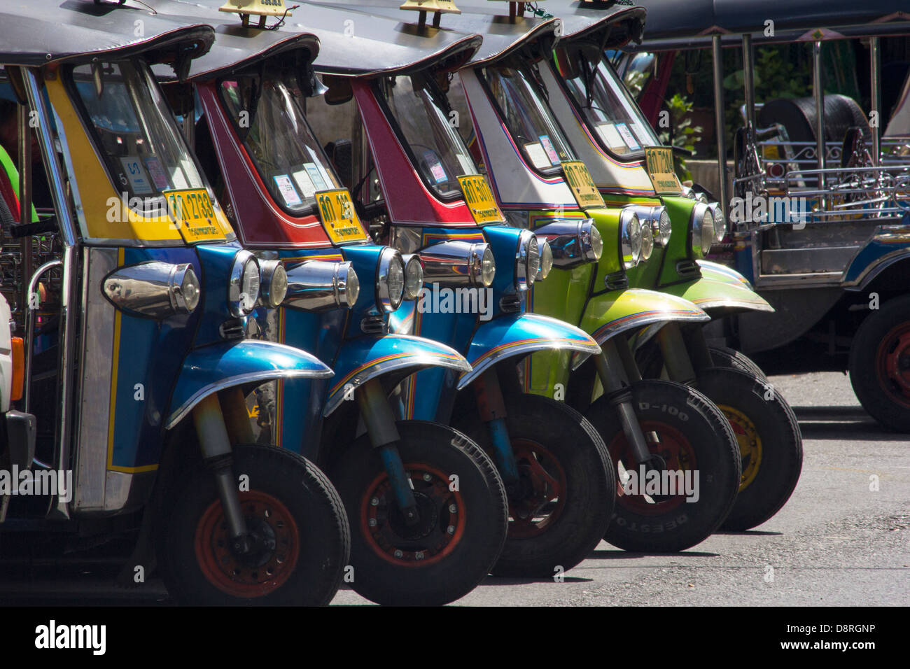 Tuk tuks in a row Stock Photo - Alamy