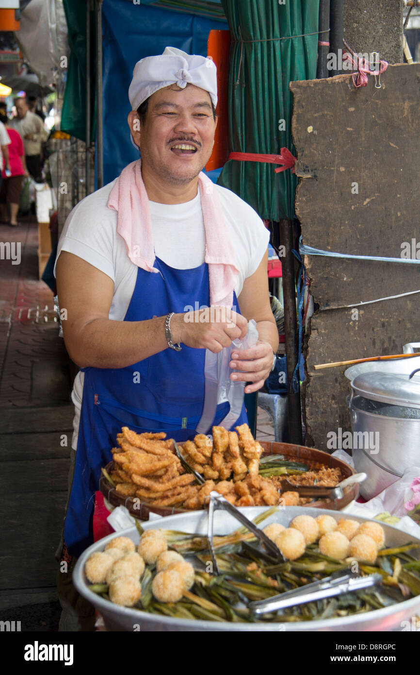 Street food vendors, Bangkok, Thailand Stock Photo - Alamy