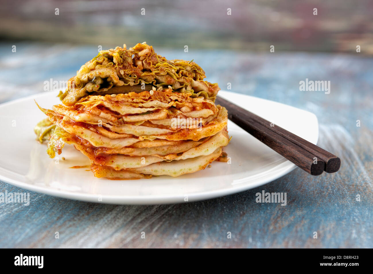 Plate of kimchi Stock Photo - Alamy