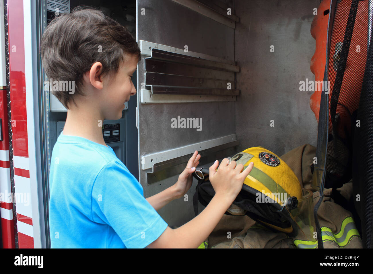 Canada firefighter helmet hi-res stock photography and images - Alamy
